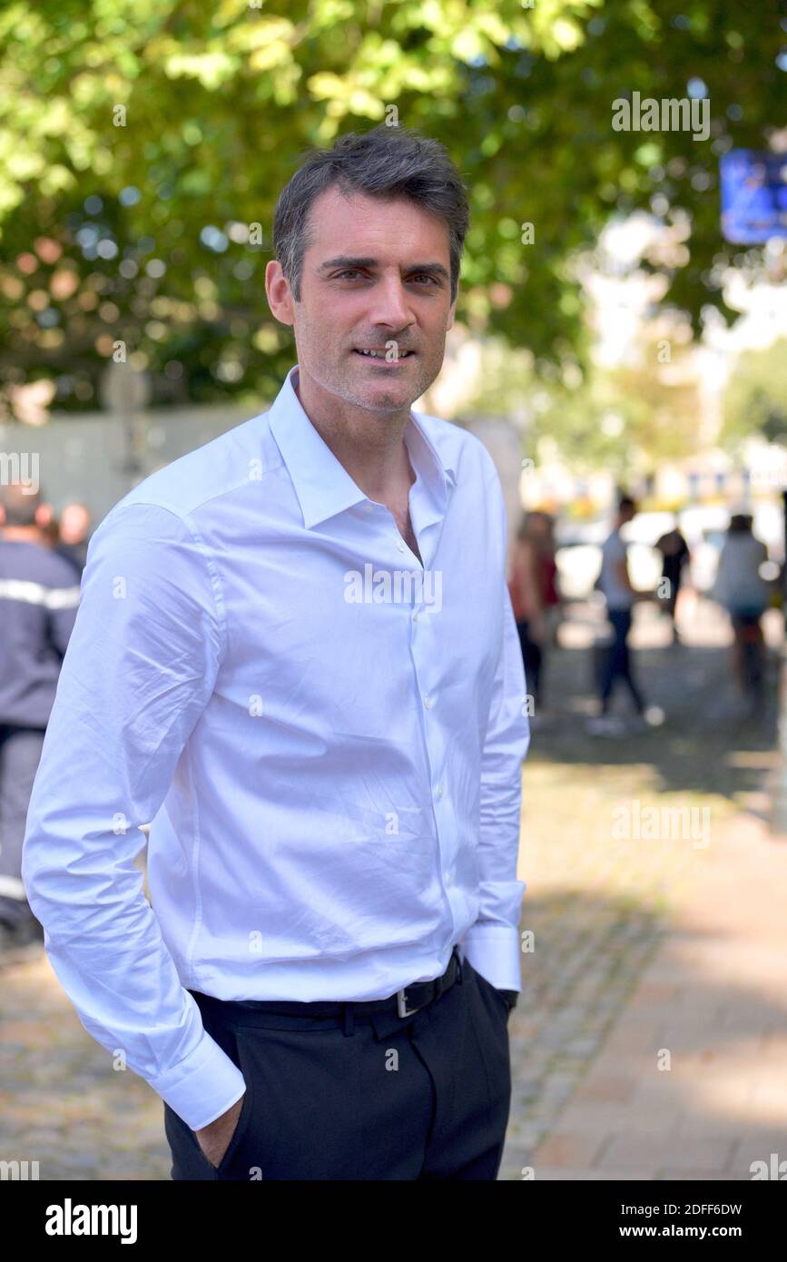 Actor Gil Alma (Nos Chers Voisins, Vilaine) poses for pictures while in ...