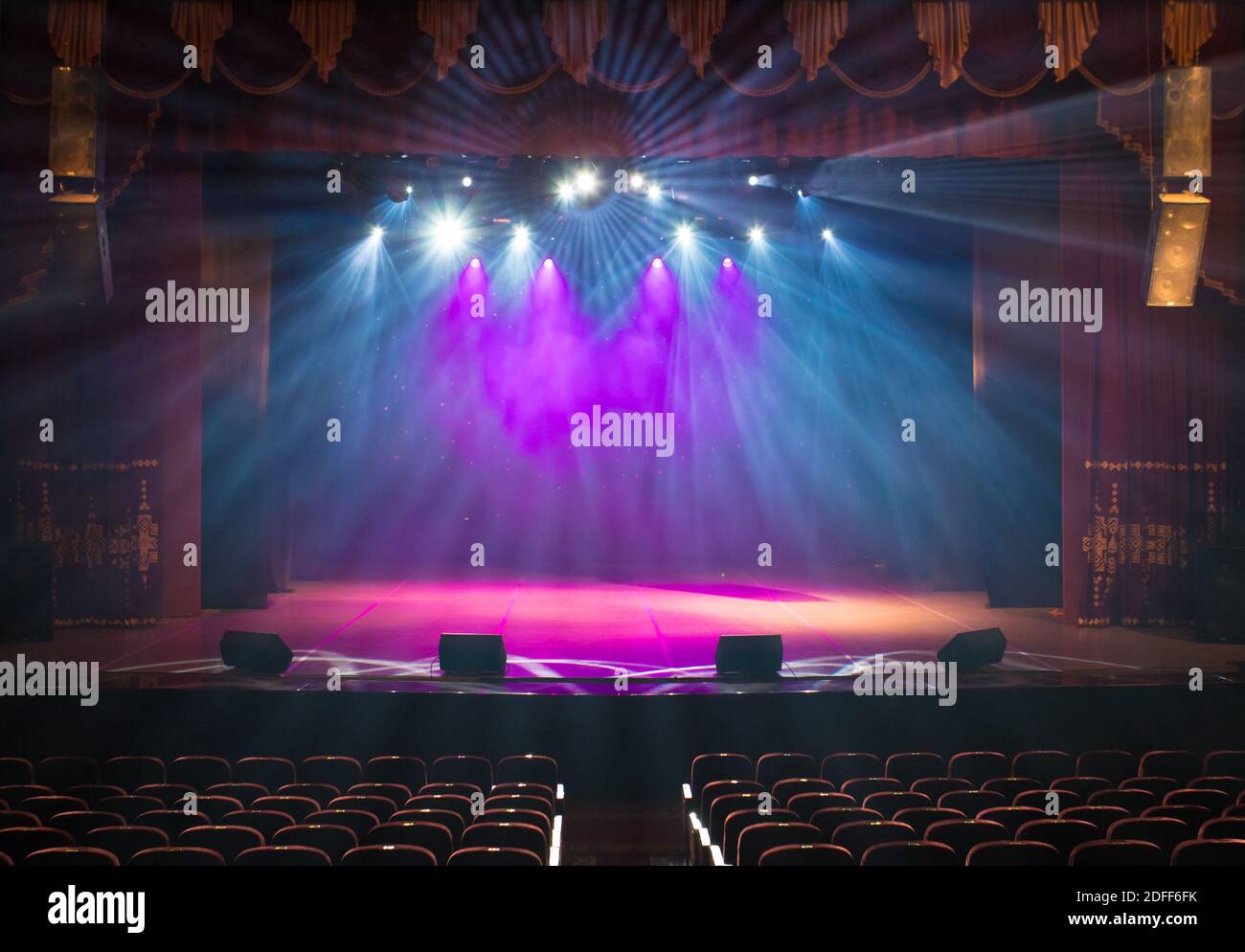 Theatrical scene without actors, scenic light and smoke Stock Photo - Alamy
