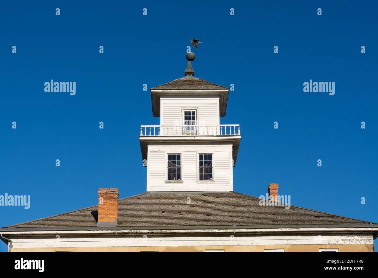 Exterior of old building in small Midwest town Stock Photo - Alamy