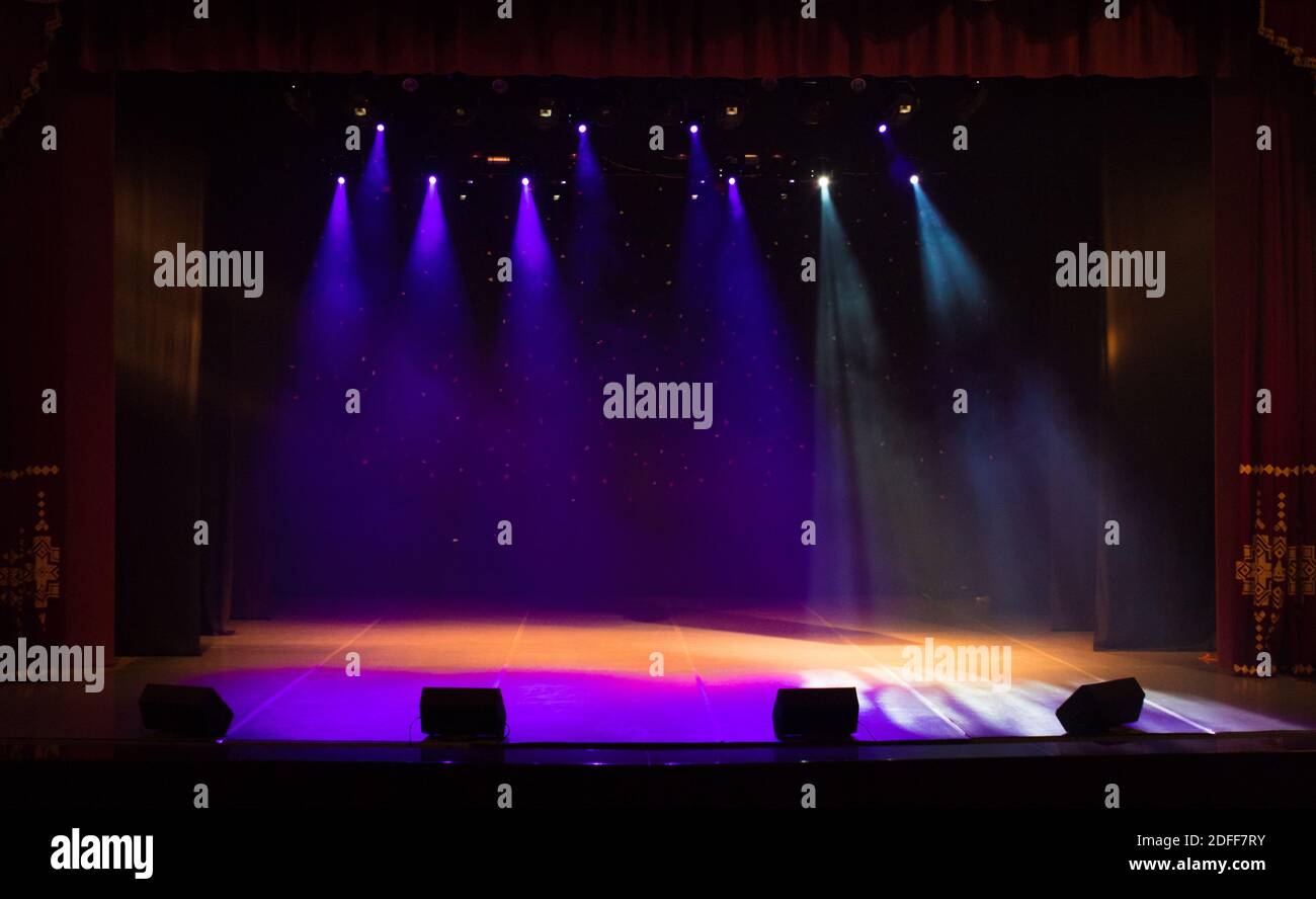 Theatrical scene without actors, scenic light and smoke Stock Photo - Alamy