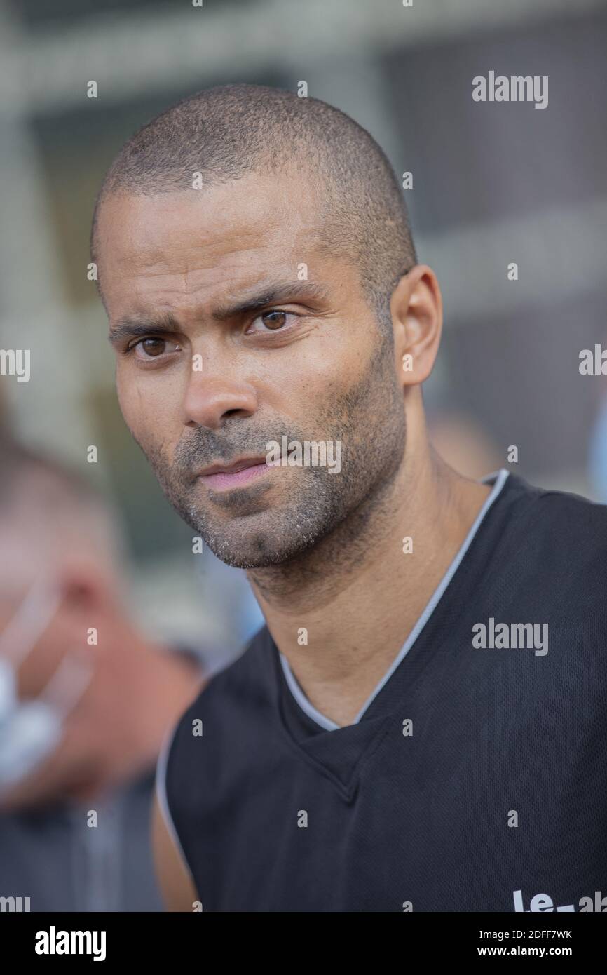 Former San Antonio Spurs and Charlotte Hornets player Tony Parker ...