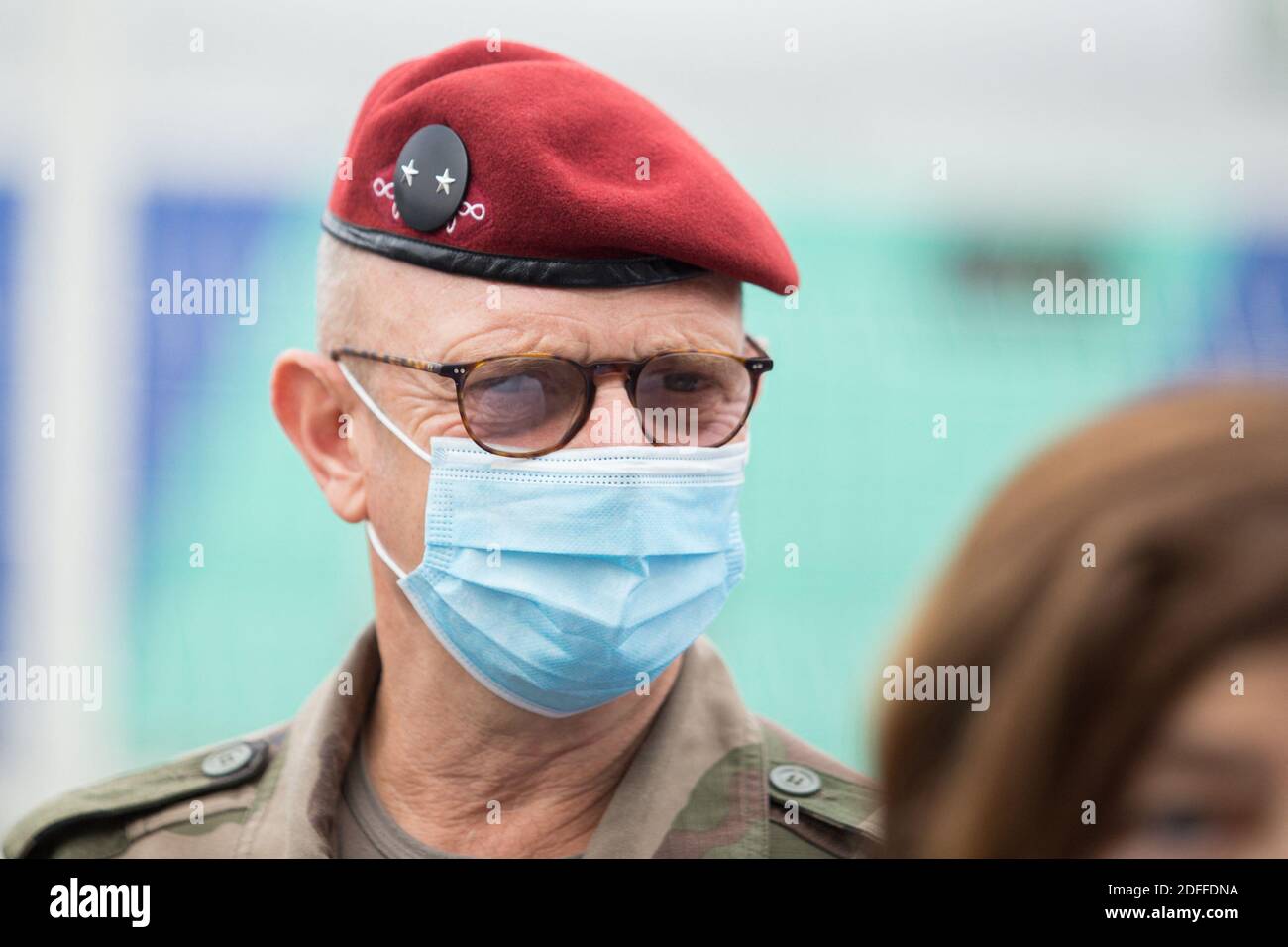 Brigadier General Guillaume Bailleux De Marisy go to the Gare de Lyon ...