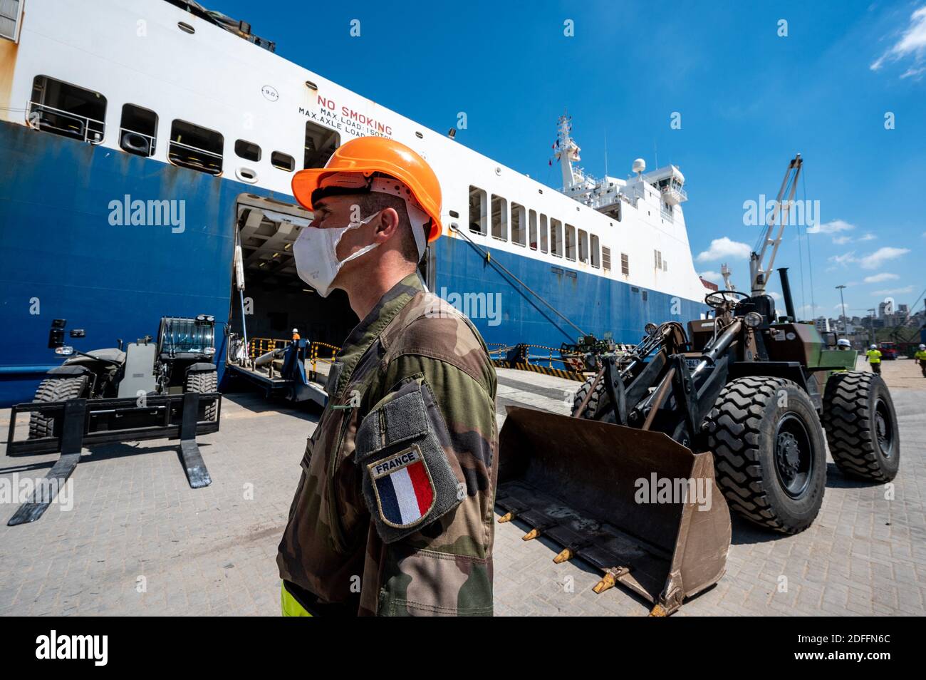 Ambulance militaire hi-res stock photography and images - Alamy