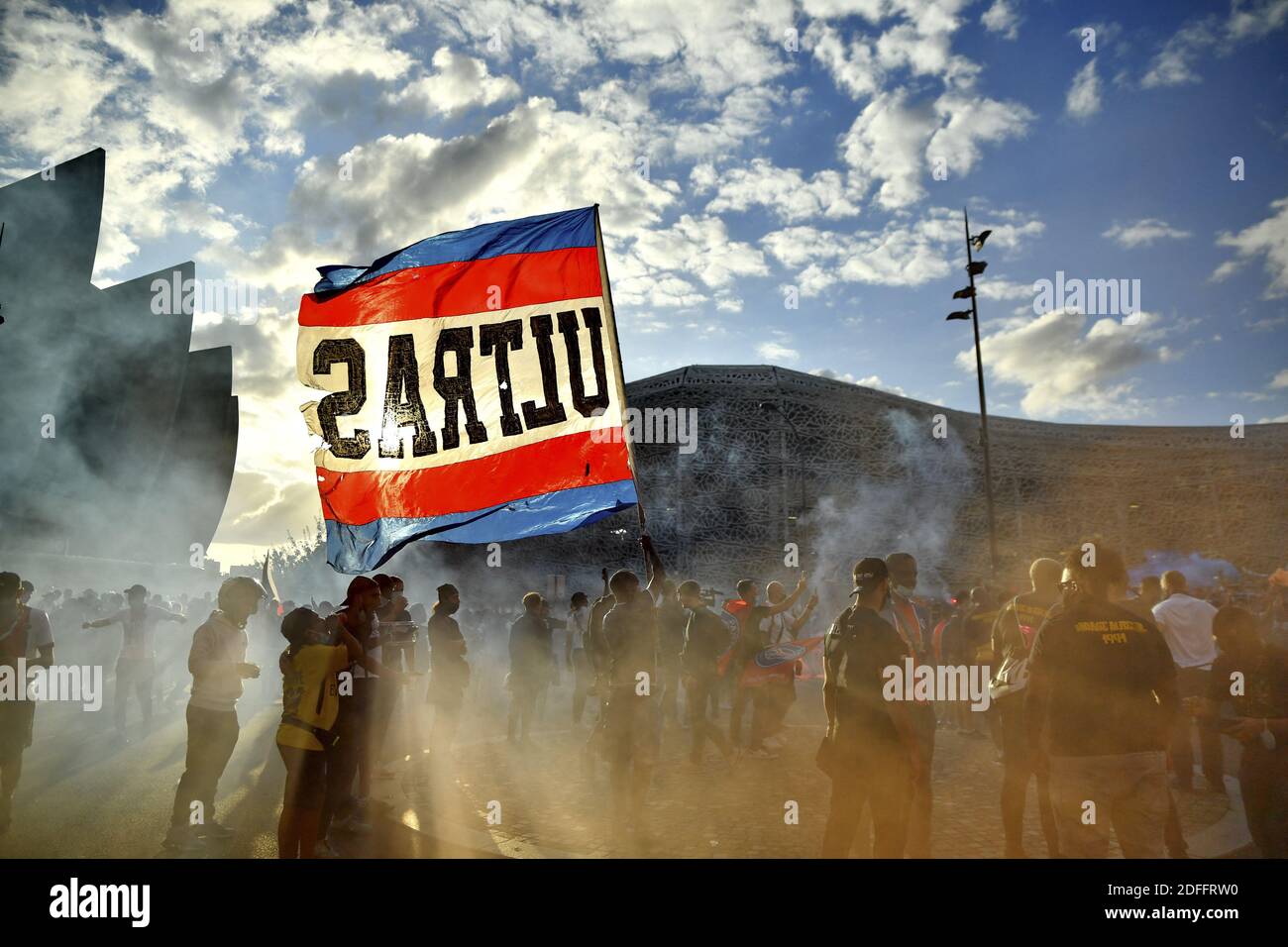 Paris Saint Germain fans taunt French Riot Police outside PSG's Parc de ...