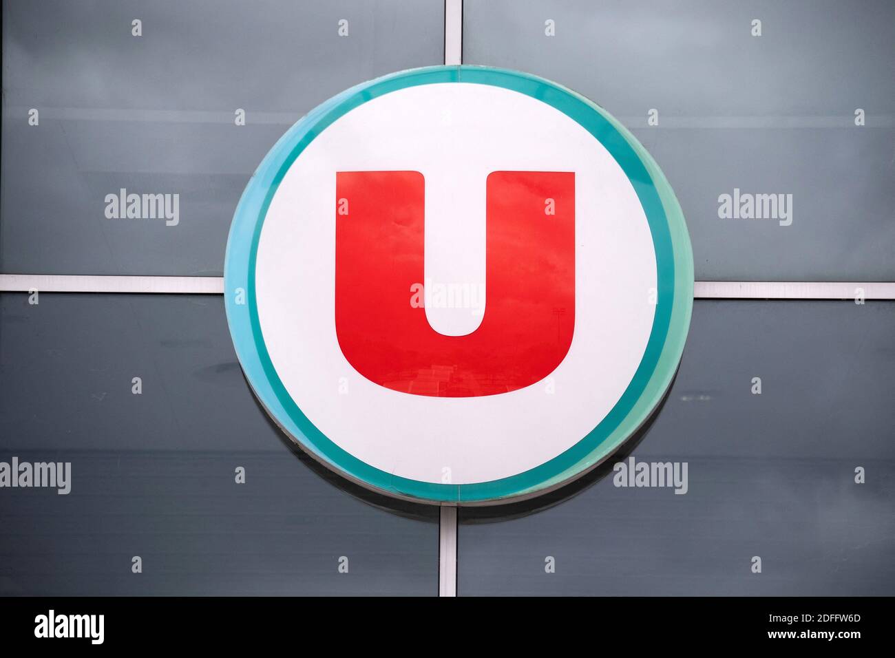 A shop sign of SUPER U, on August 24 2020 in Saint-Nazaire France ...