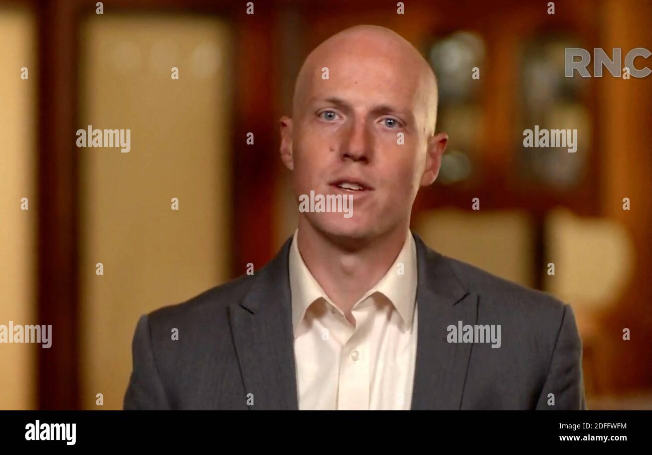 Detective police meeting hi-res stock photography and images - Alamy