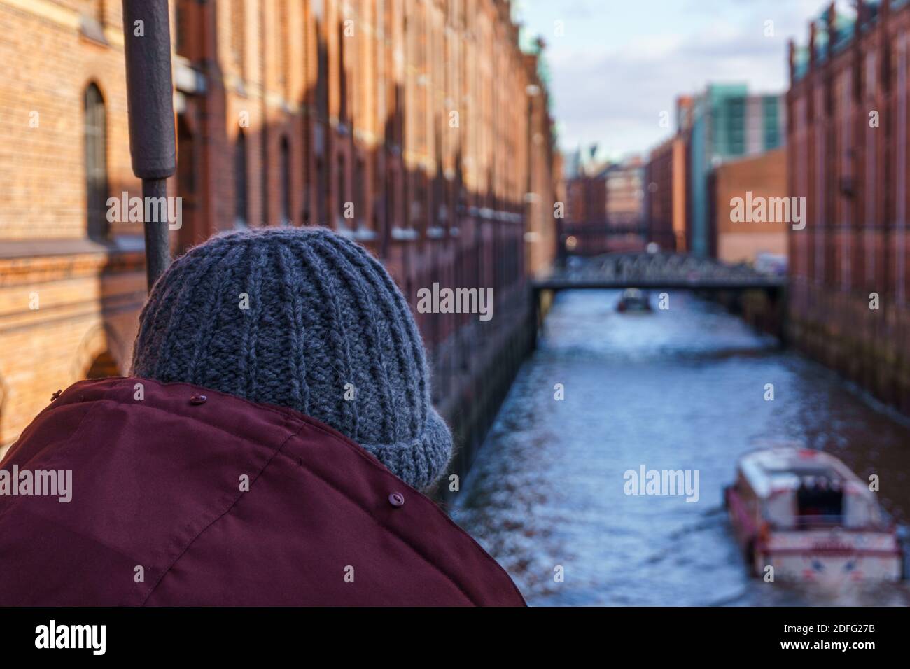 Looking back at boat hi-res stock photography and images - Alamy