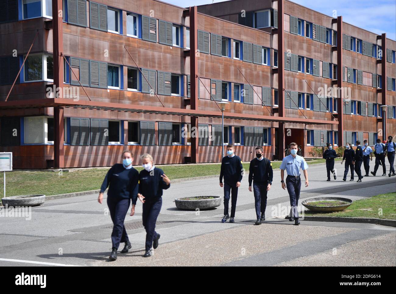établissement militaire hi-res stock photography and images - Alamy