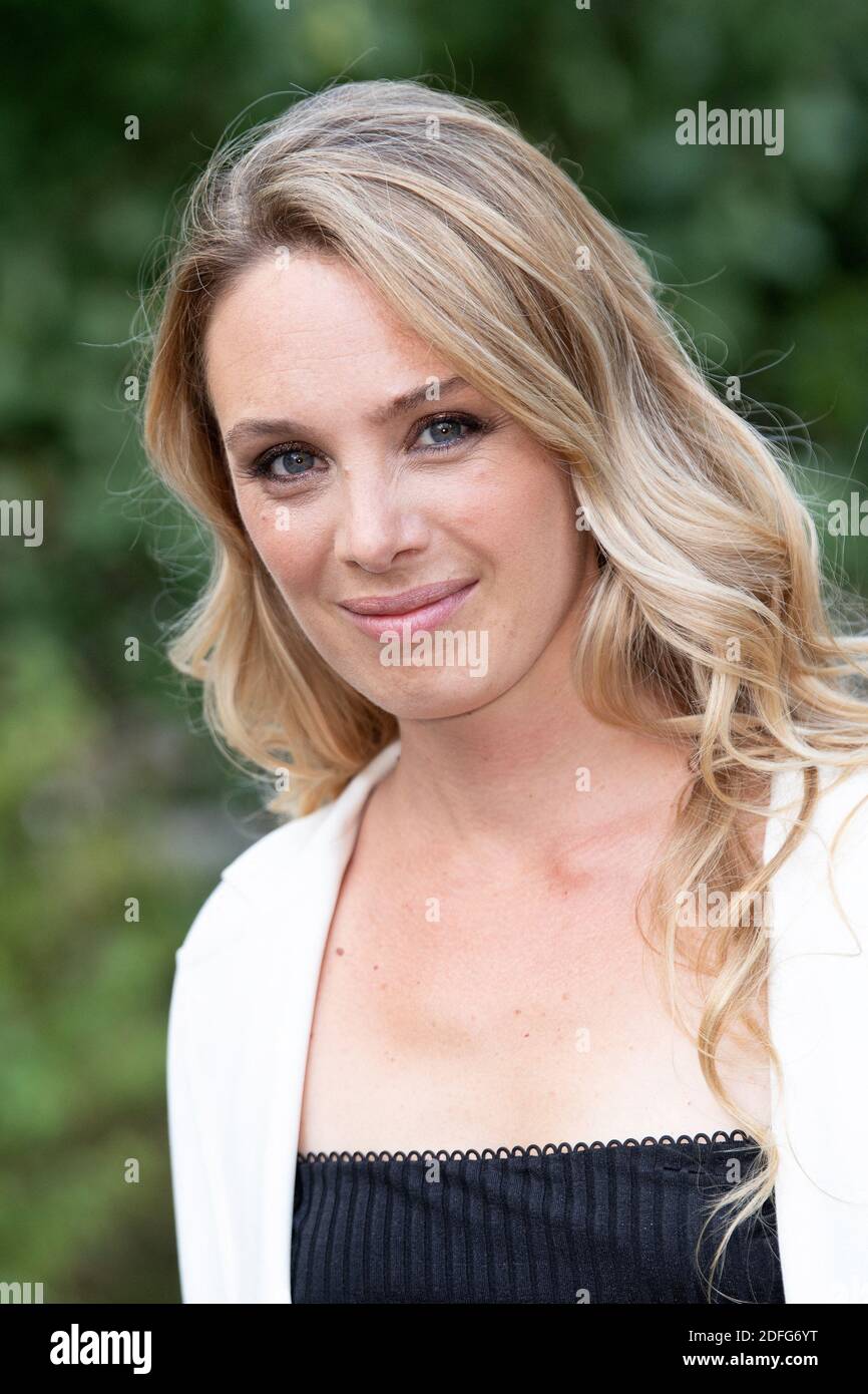 Laetitia Dosch attends the Les Apparences, Photocall during the13th ...