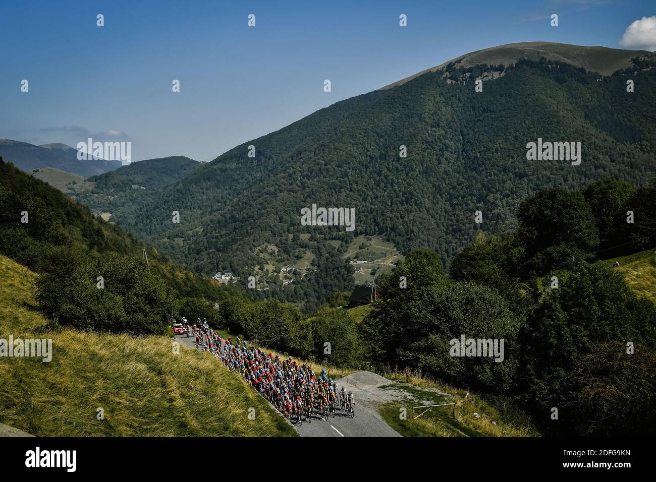 Handout. 8th stage of Tour de France 2020, Cazeres-sur-Garonne ...