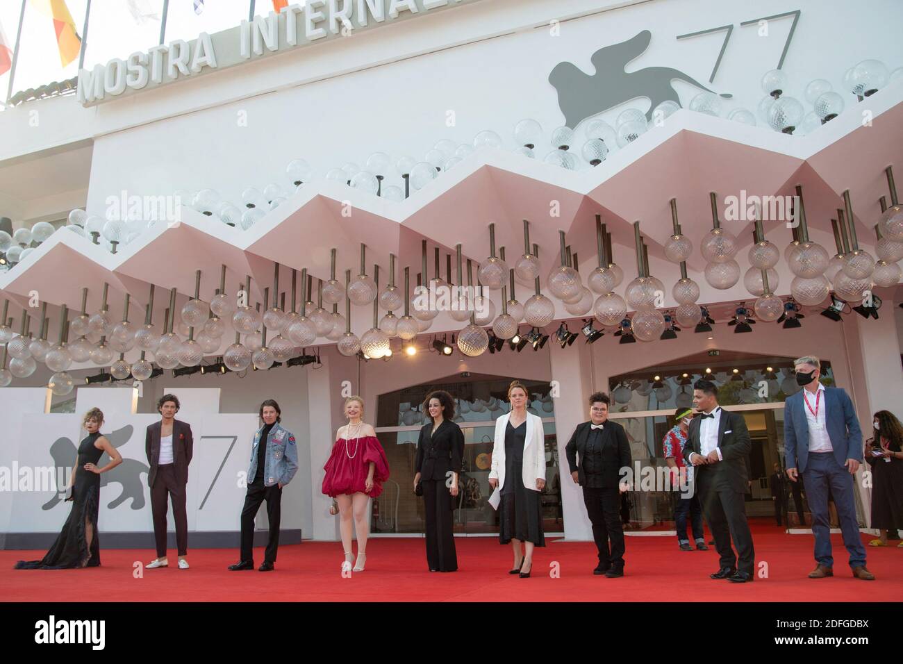 Noah Saavedra, Tonio Schneider, Luisa-Céline Gaffron, Ivy Lißack, Julia ...