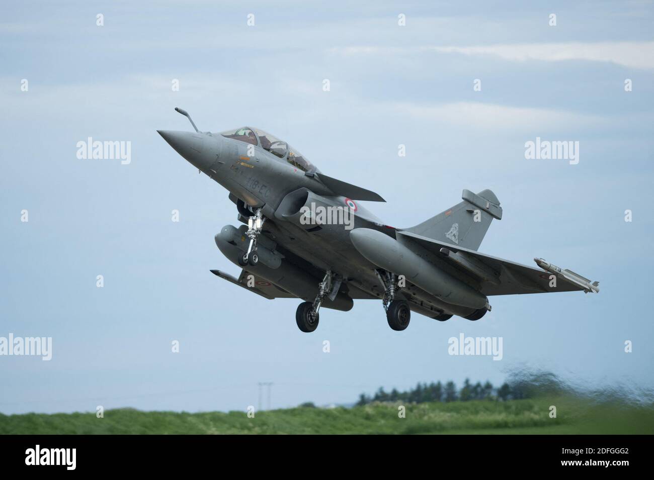 Rafale weapons hi-res stock photography and images - Alamy