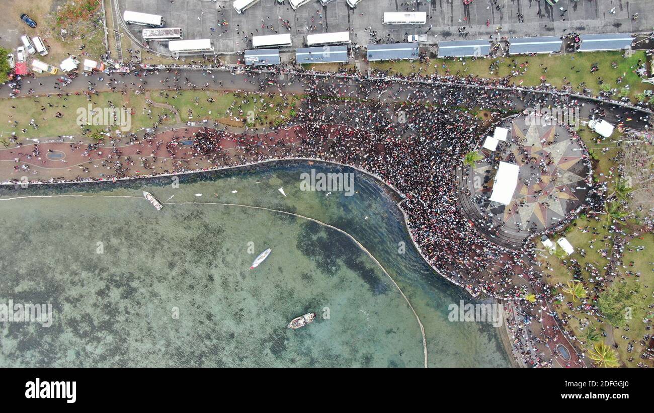 Aerial view of a demonstration calling for the government to resign ...