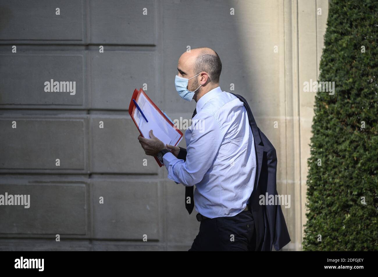 Direction generale de la securite hi-res stock photography and images ...