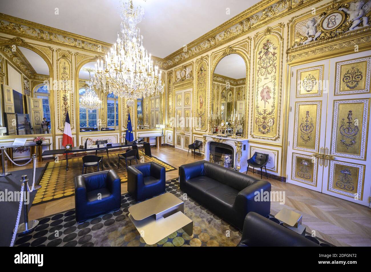 "Salon Dore" : Office of the President of the French Republic Emmanuel ...