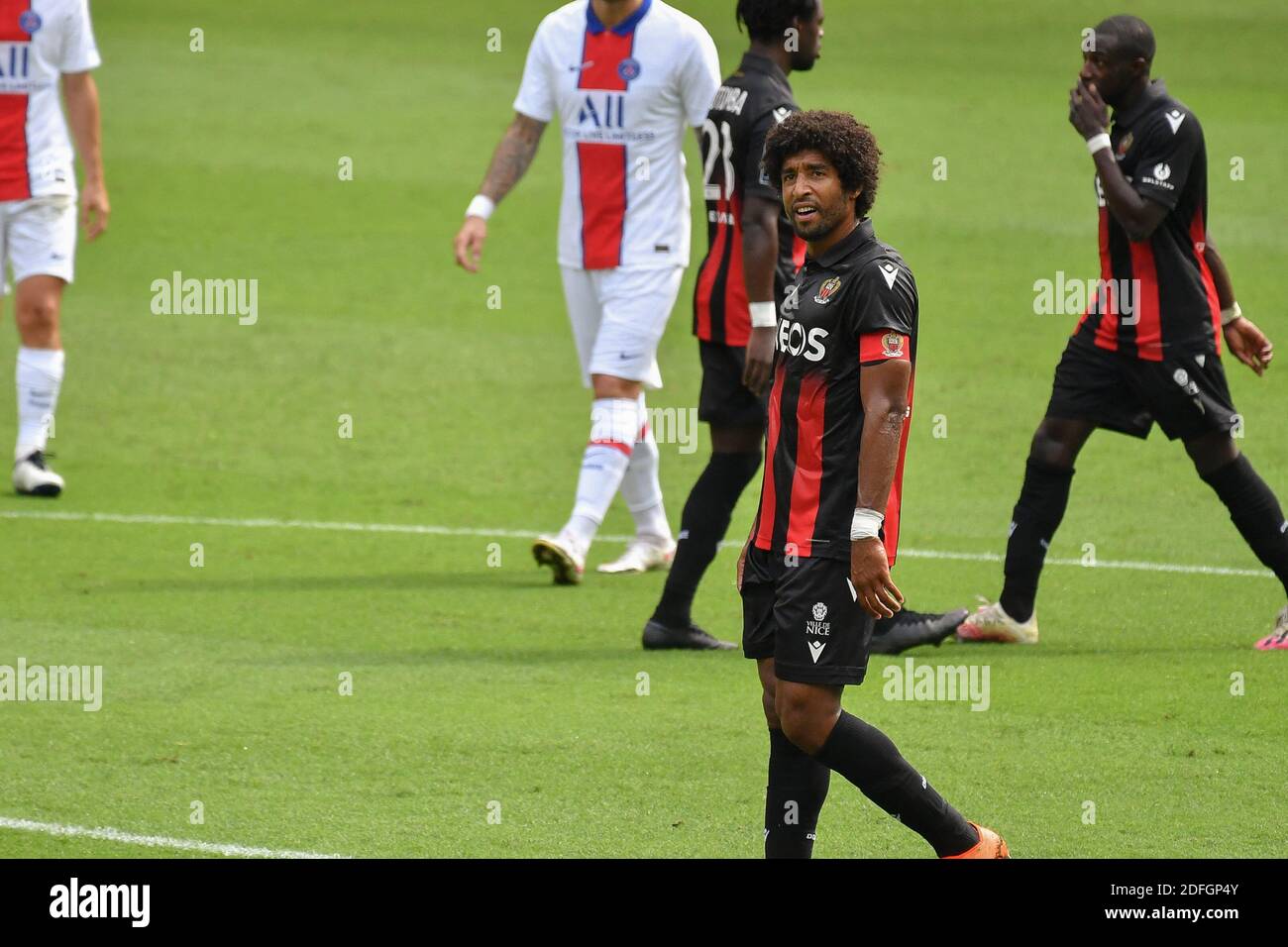 Paris saint germain ogc nice hi-res stock photography and images - Alamy