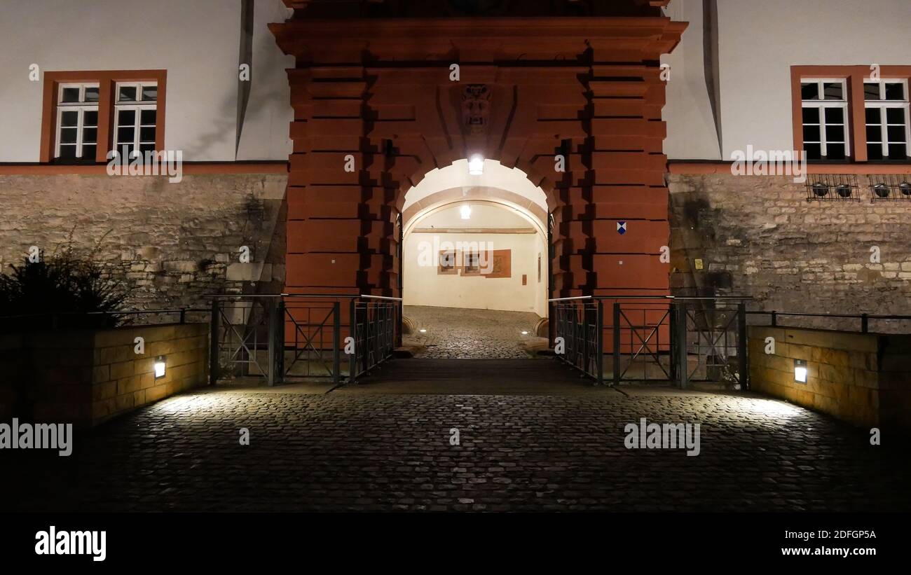 Mainz castle hi-res stock photography and images - Alamy
