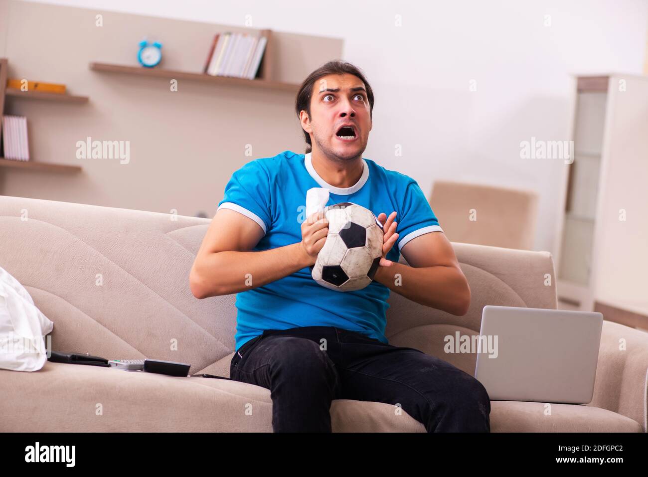 Angry soccer loser hi-res stock photography and images - Alamy