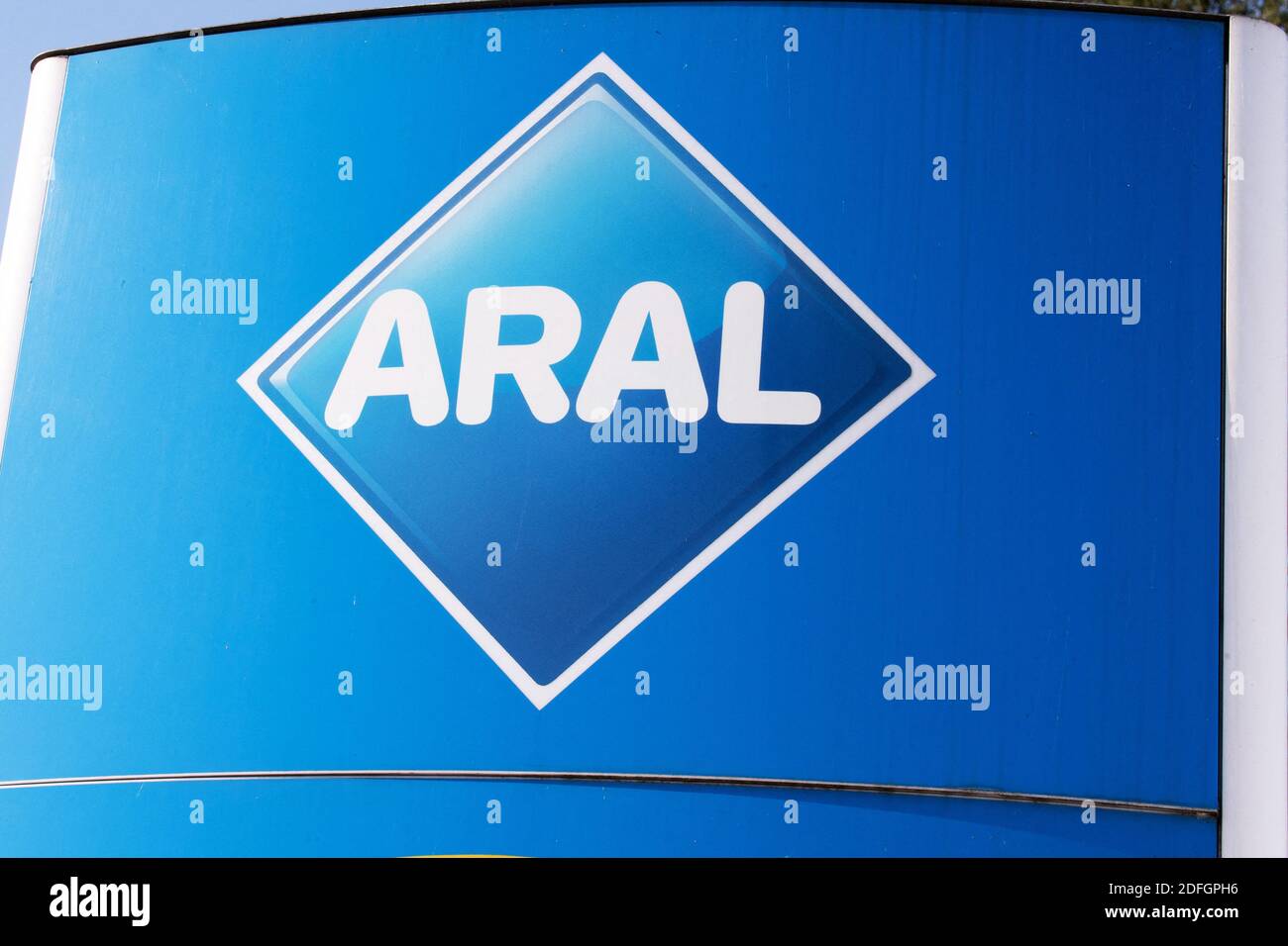 A shop sign of TESLA, on September 19, 2020 in Luxembourg City ...