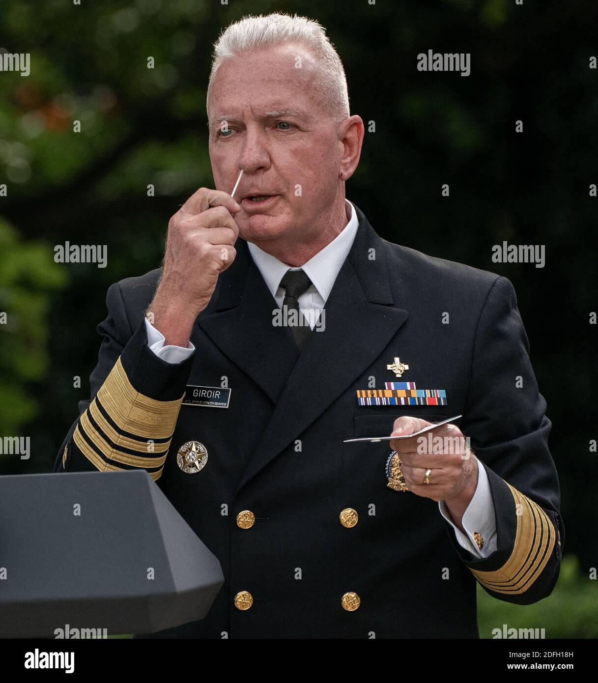 Pool testing by assistant hi-res stock photography and images - Alamy