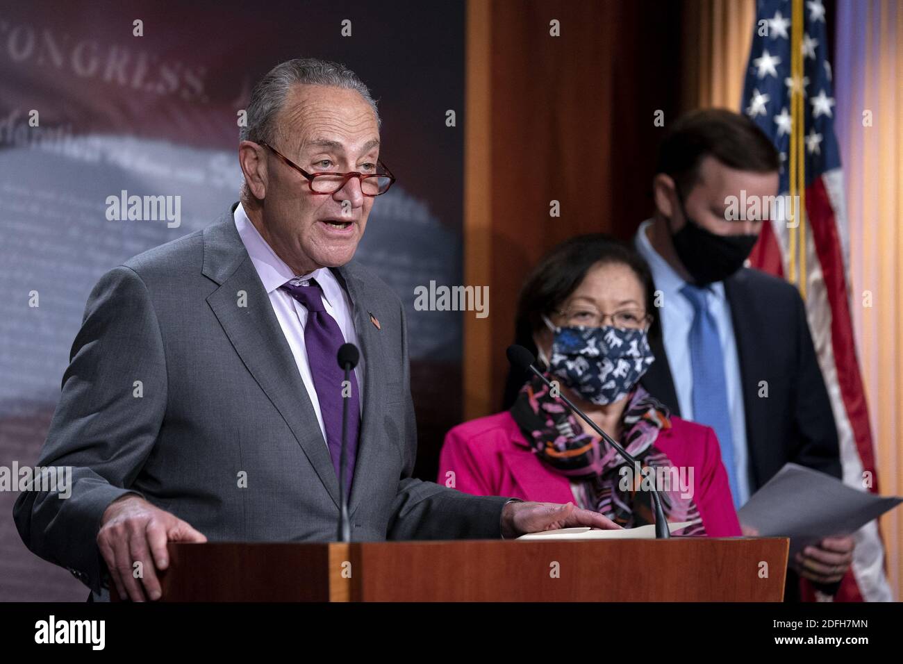 Senate Minority Leader Chuck Schumer, a Democrat from New York, left ...