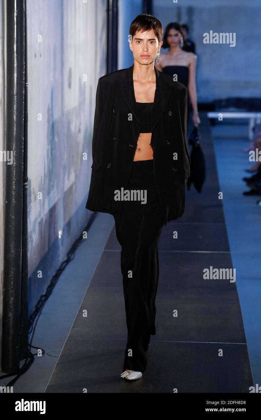 A model walks the runway during the N21 Ready to Wear Spring/Summer ...
