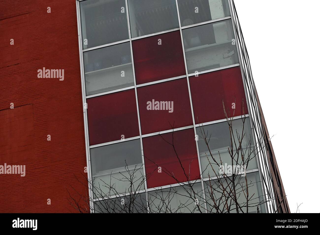 American red cross building hi-res stock photography and images - Alamy