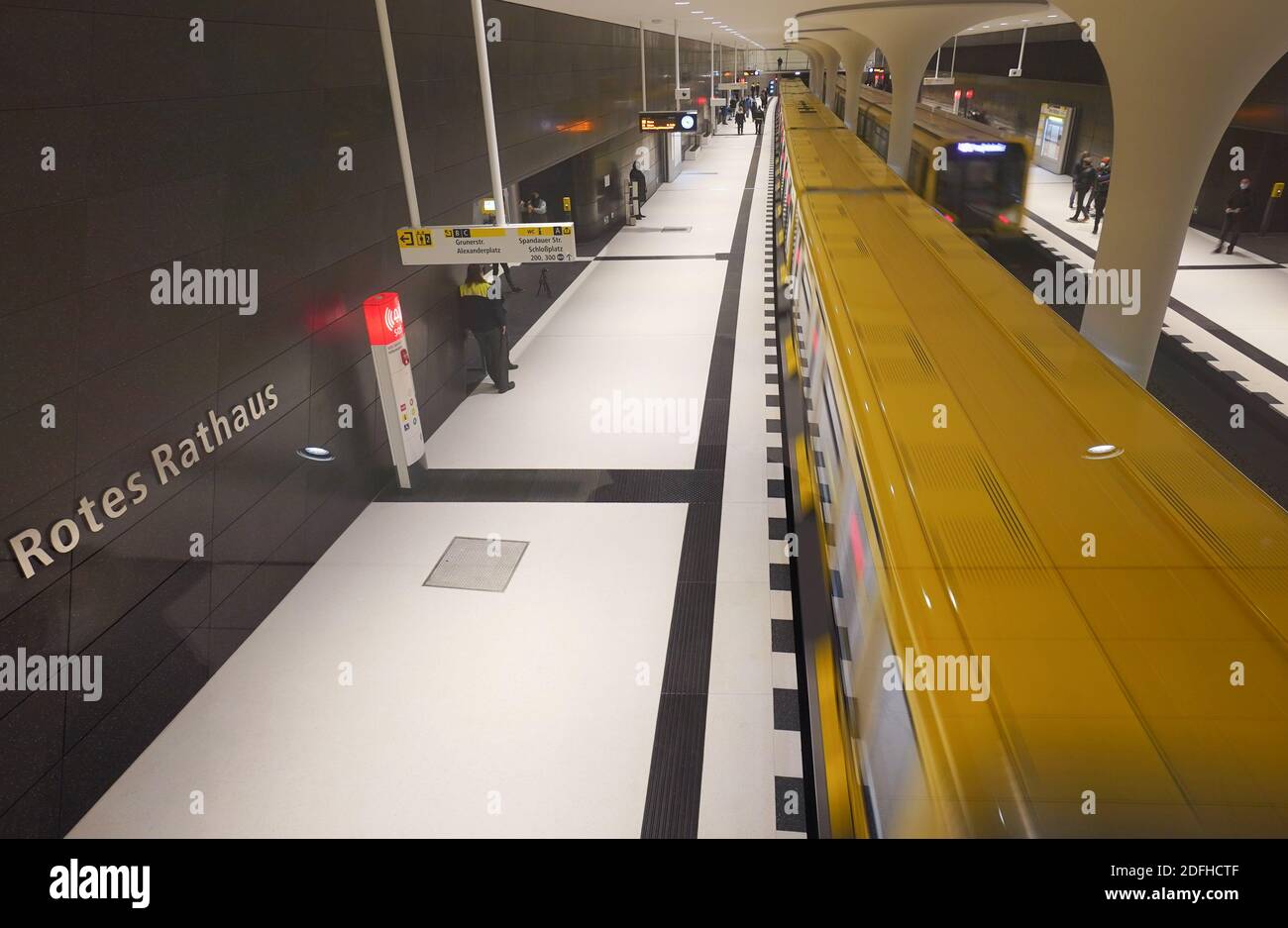 Berlin, Germany. 04th Dec, 2020. A subway line U5 enters the new ...