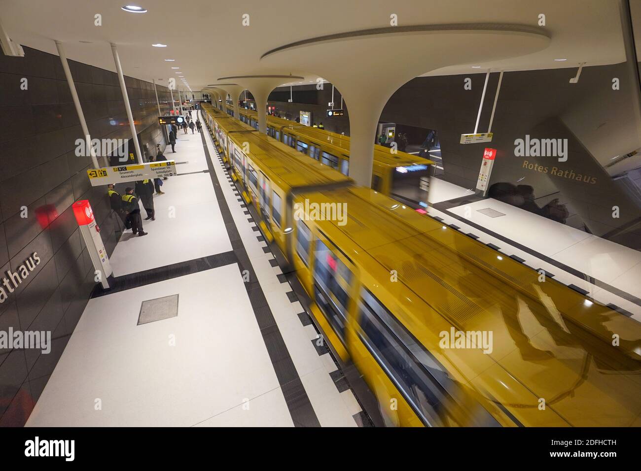 Berlin, Germany. 04th Dec, 2020. Subways of the U5 line enter the new ...