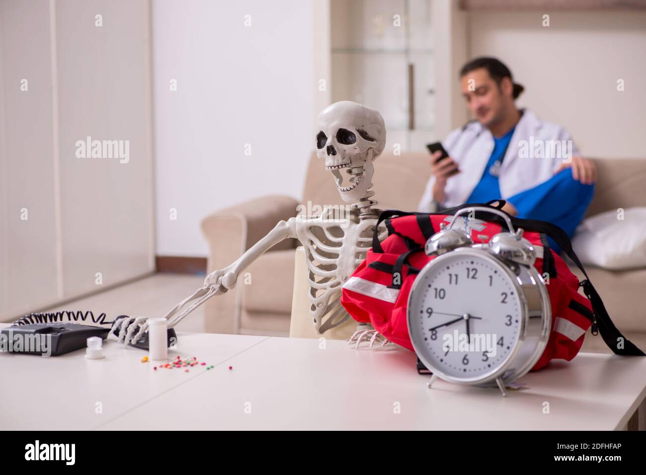 Overdose emergency ambulance hi-res stock photography and images - Alamy