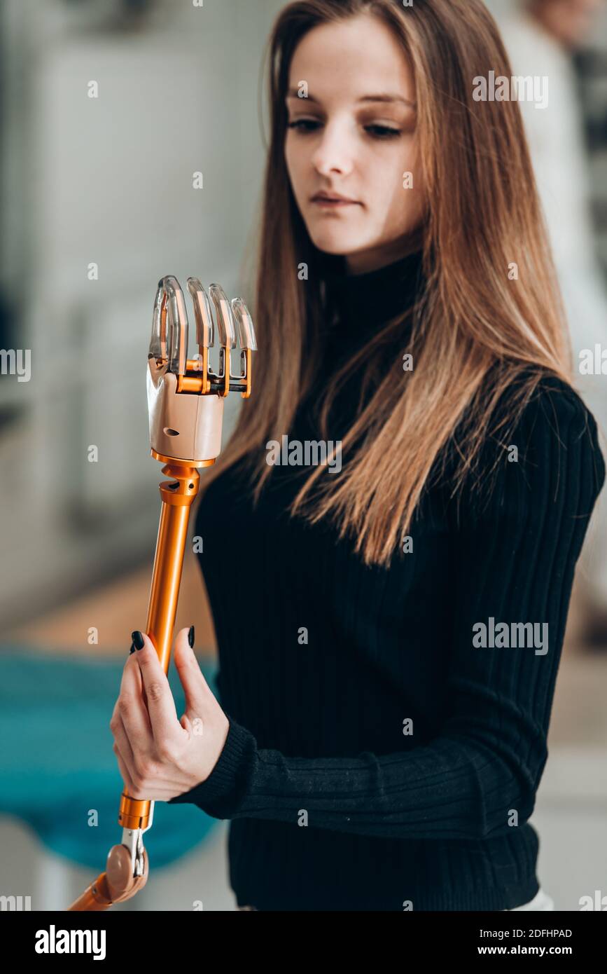 Prosthetic arms girl hi-res stock photography and images - Alamy