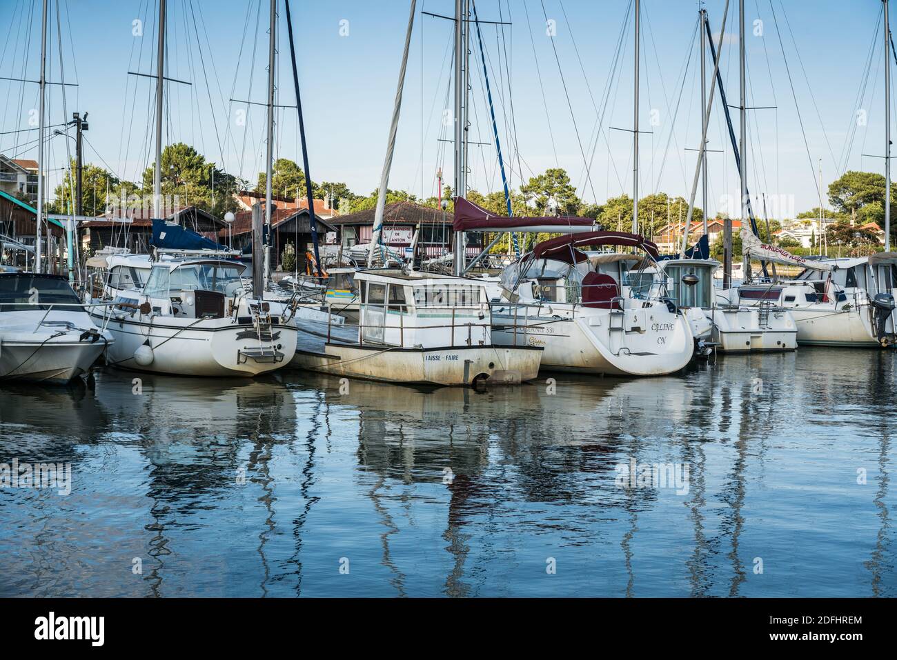 Arcachon beach on atlantic hi-res stock photography and images - Alamy