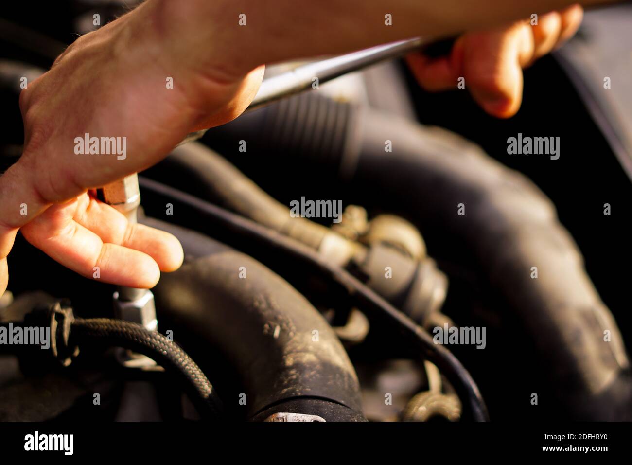 repairing the car engine Stock Photo - Alamy