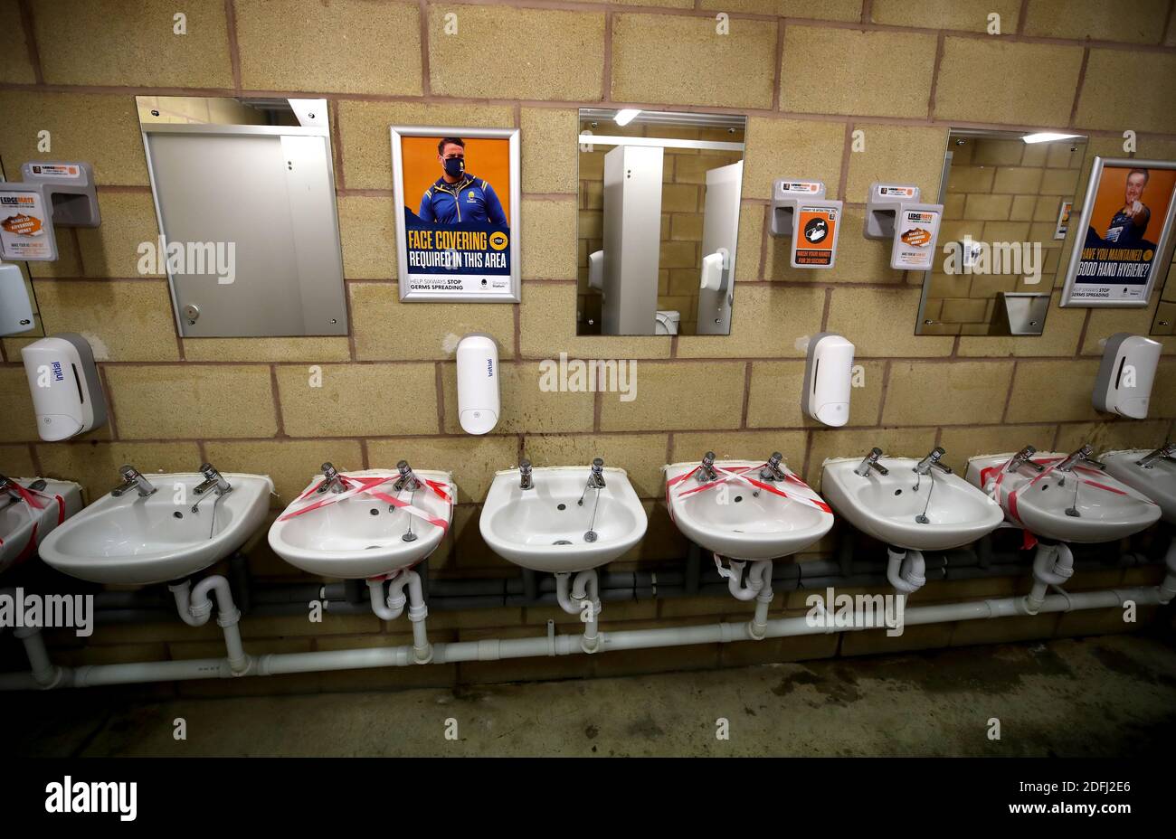 Covid-19 measures in the toilets at Sixways Stadium during the ...