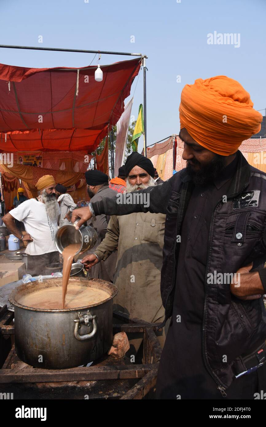 Tea act protest hi-res stock photography and images - Alamy