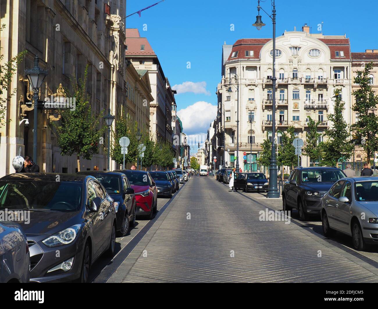Budapest traditional houses hi-res stock photography and images - Alamy