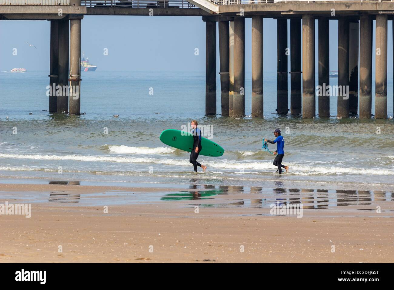 Surfer scheveningen hi-res stock photography and images - Alamy