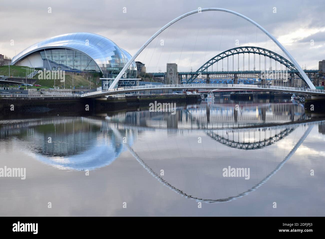 Pride of the tyne hi-res stock photography and images - Alamy