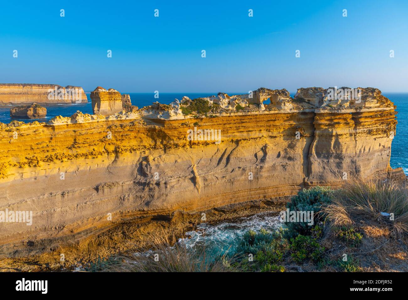 Razorback rock formation at Port Campbell national park in Australia ...