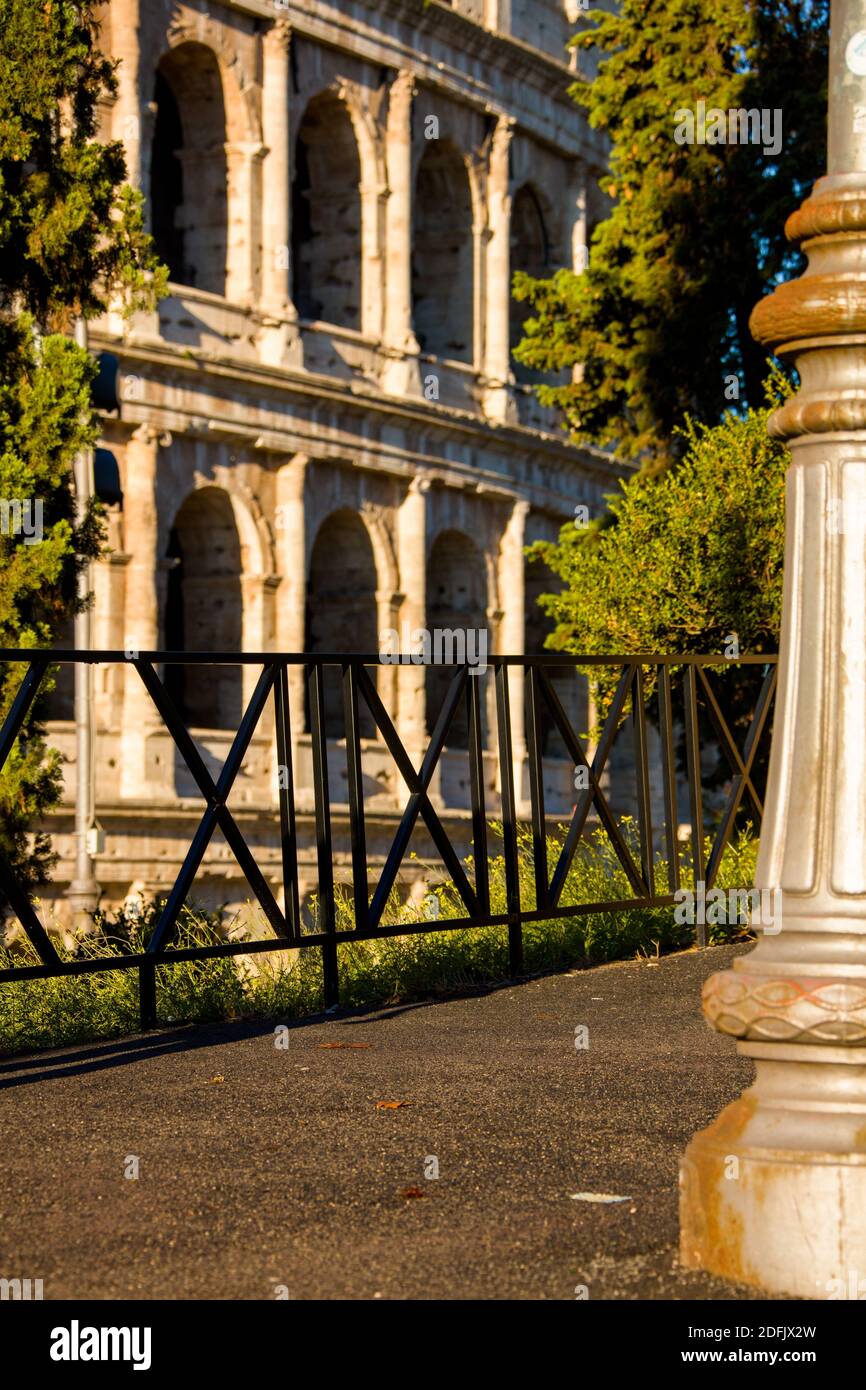 Street lamp lamppost rome hi-res stock photography and images - Alamy