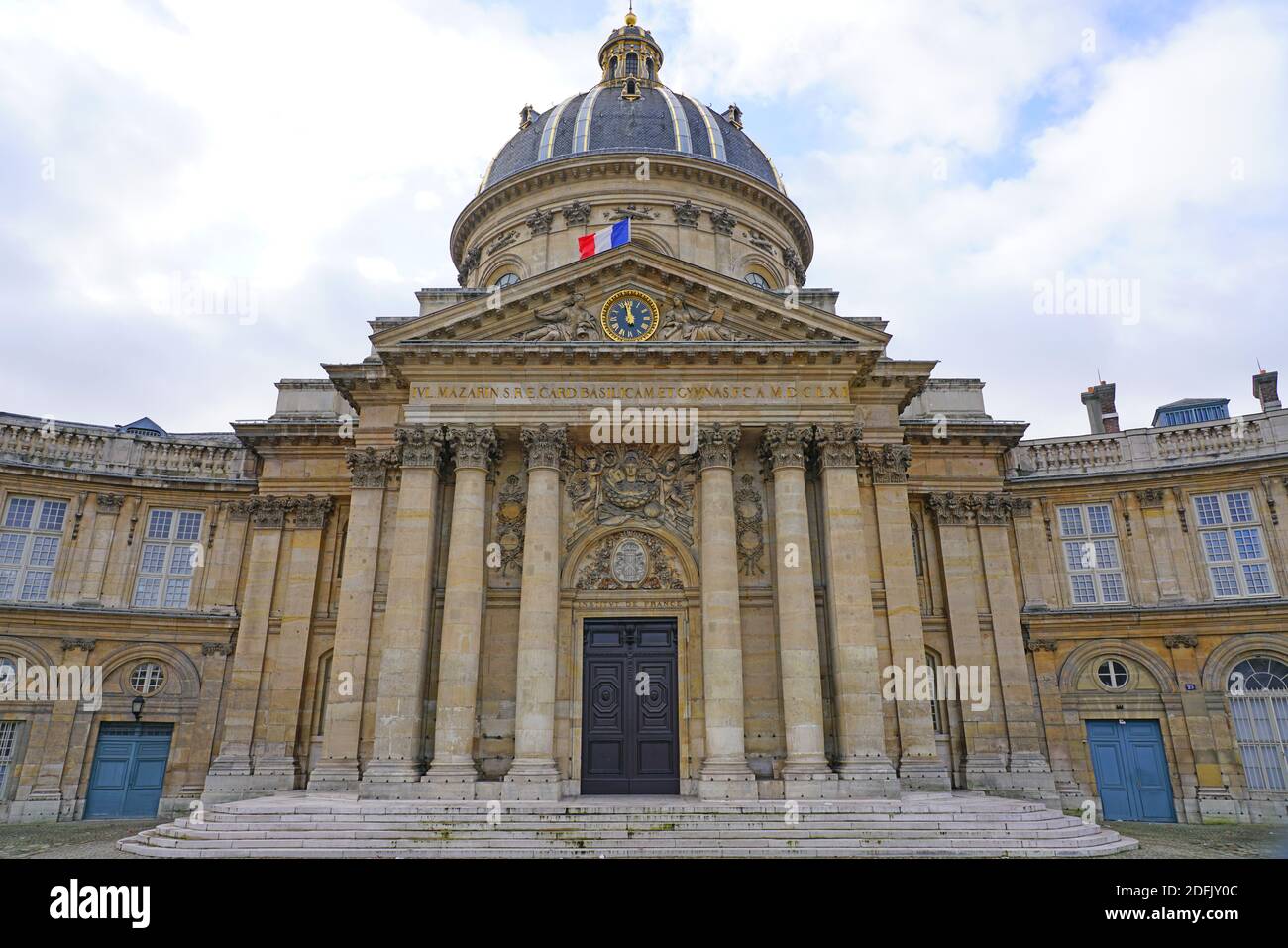 Academy of the french language hi-res stock photography and images - Alamy