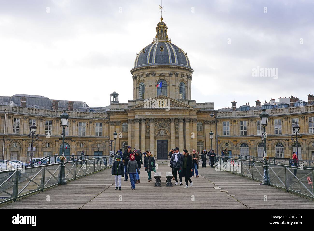 Academie francaise hi-res stock photography and images - Alamy