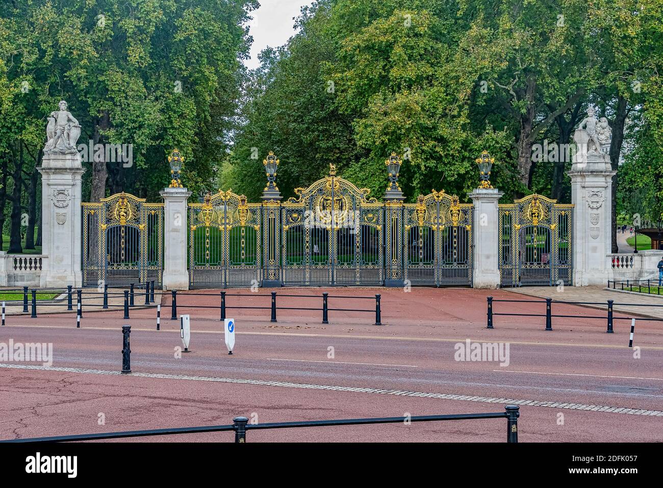 Canada Gate which is the entrance to Green Park in London Stock Photo ...