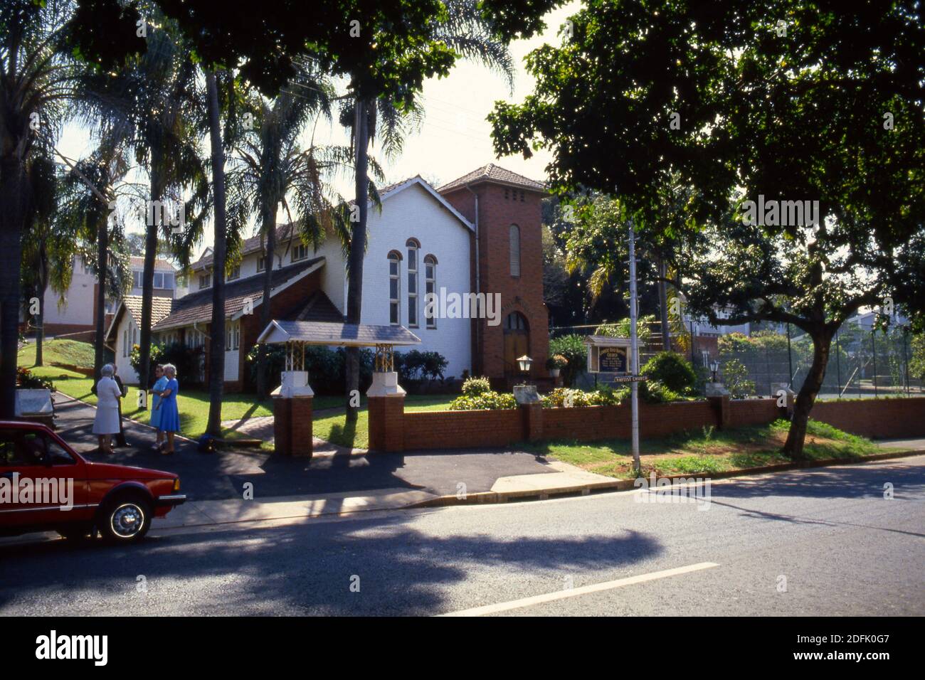 Praise worship church african hi-res stock photography and images - Alamy