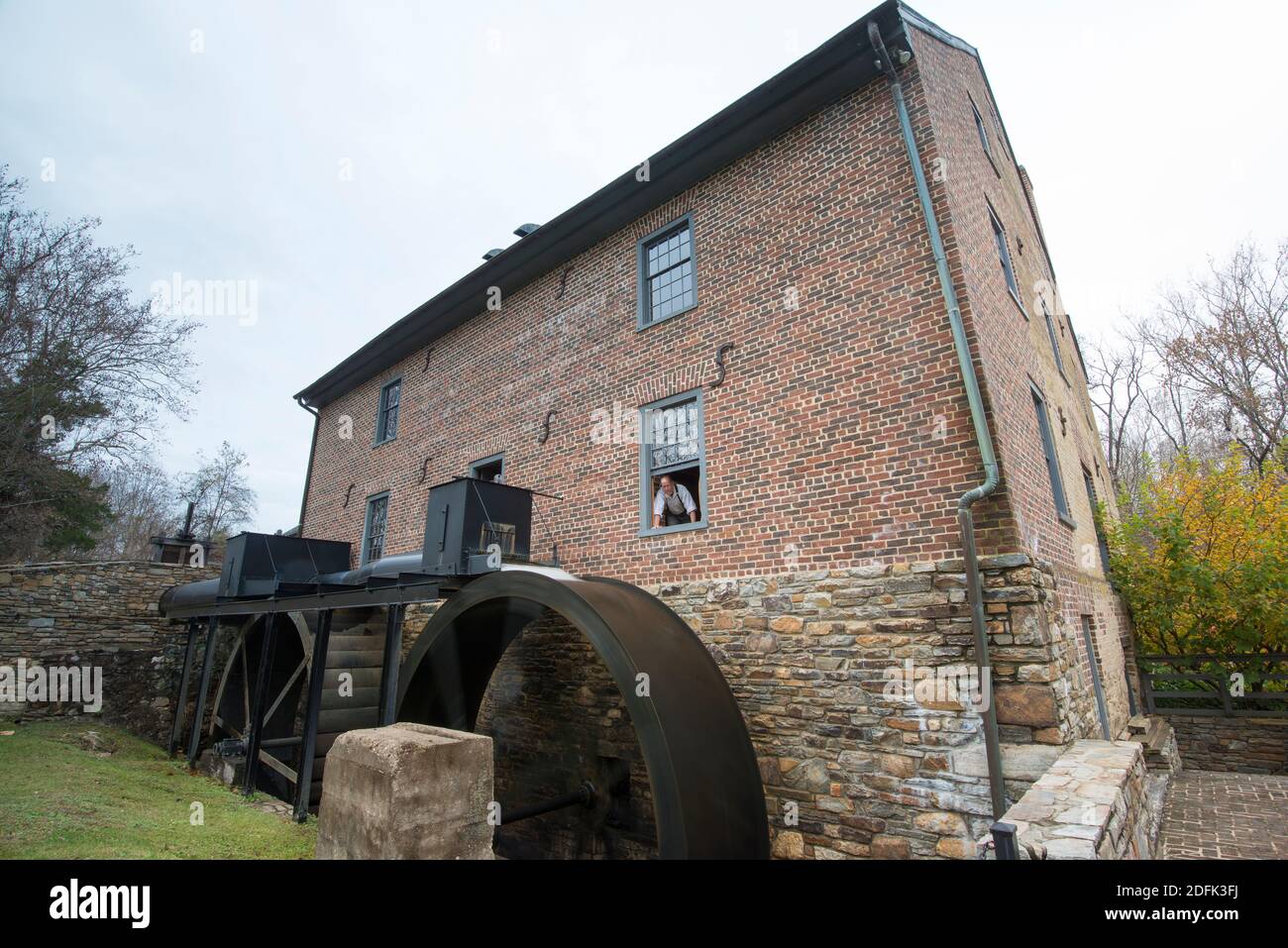 Mill wheels hi-res stock photography and images - Alamy