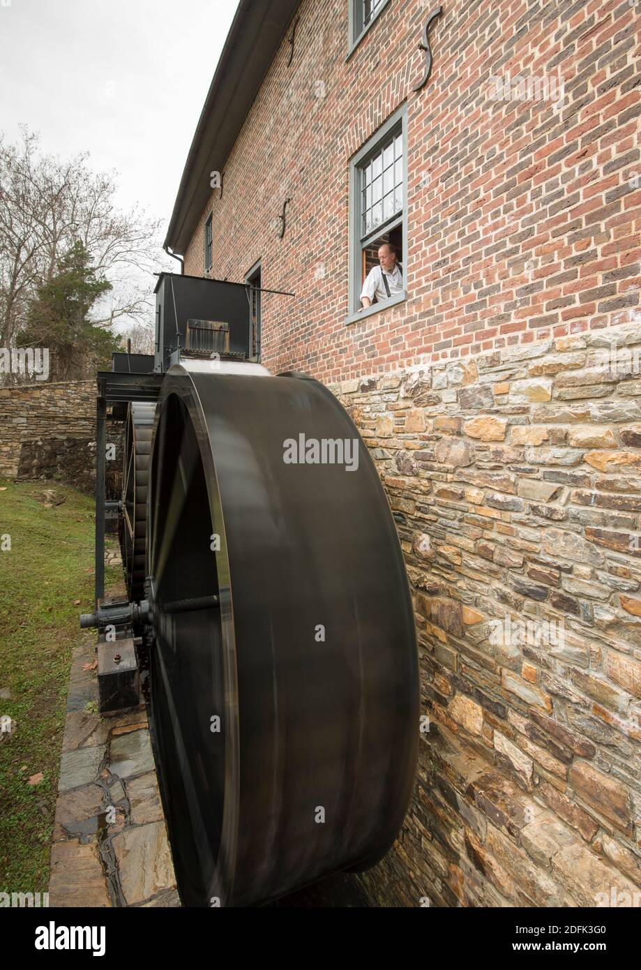Mill wheels hi-res stock photography and images - Alamy