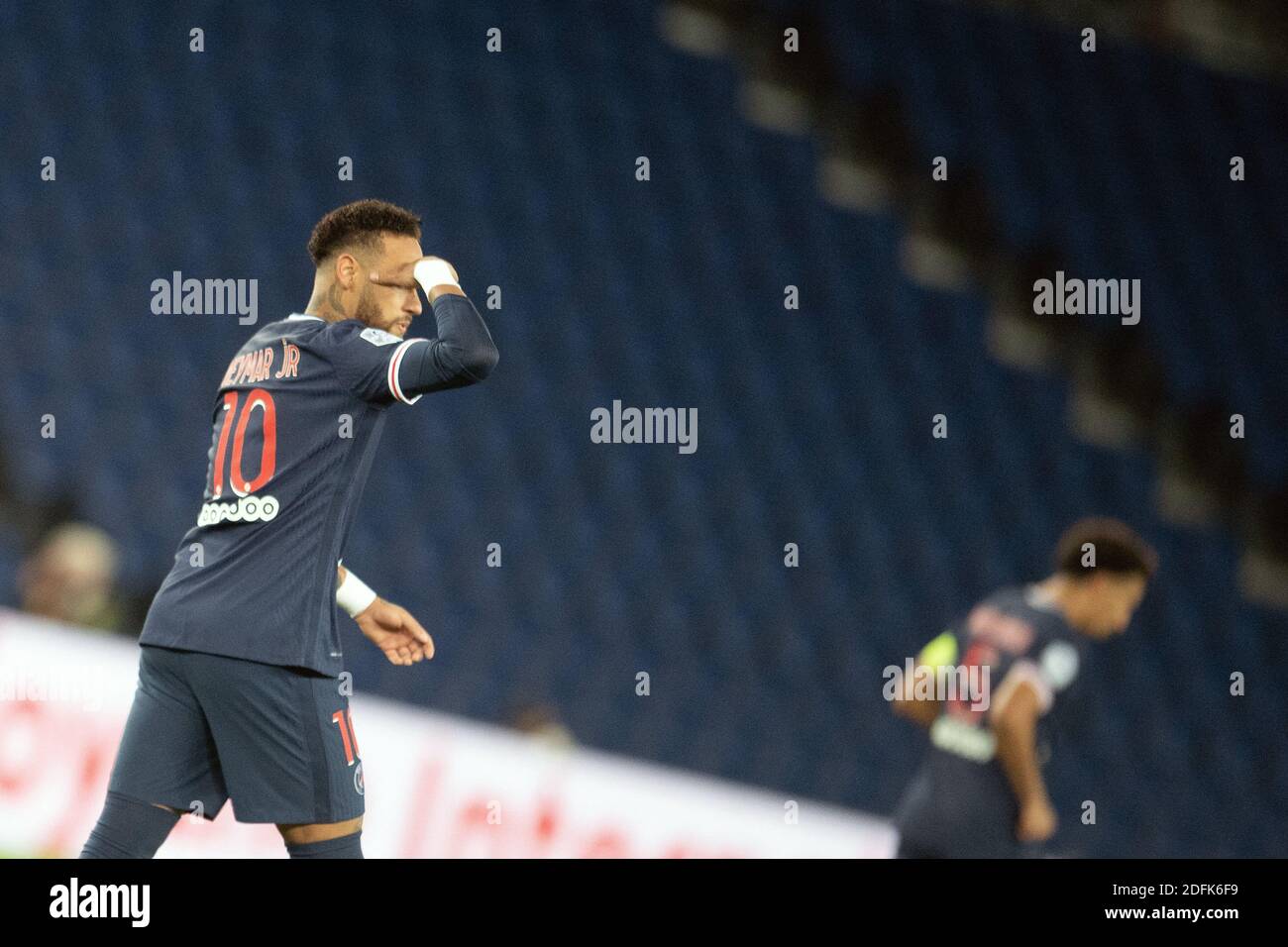Neymar Jr of Paris Saint-Germain celebrates his first goal during the ...