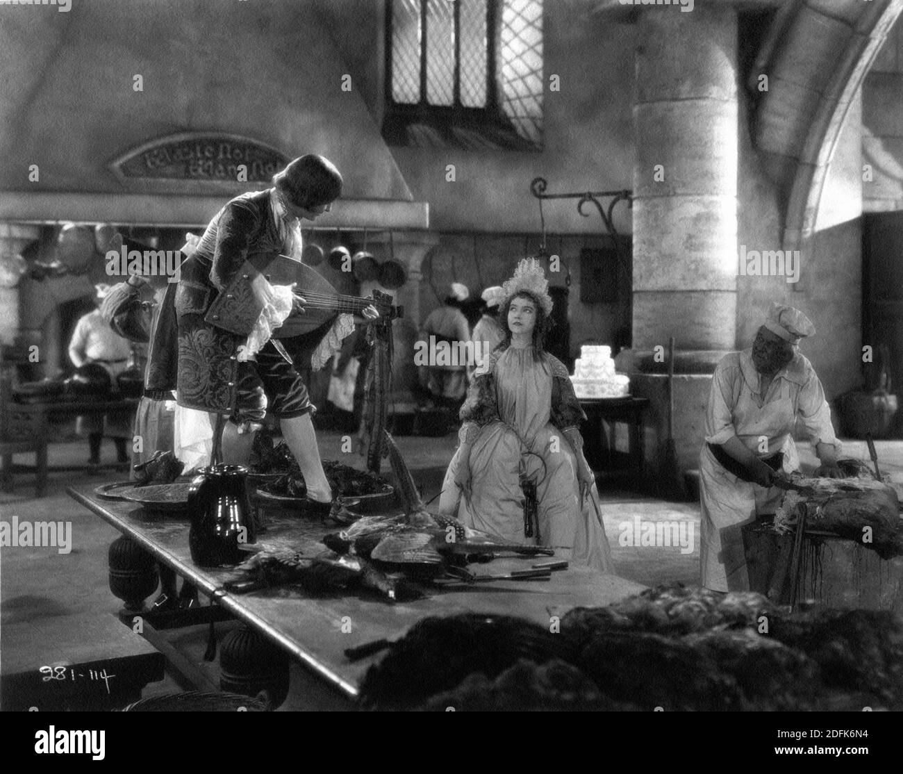 CREIGHTON HALE and LILLIAN GISH in ANNIE LAURIE 1927 director JOHN S ...