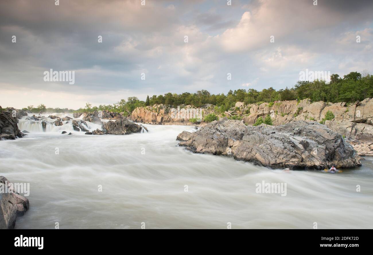 The Potomac River surges through a rocky gorge at Great Falls Stock ...