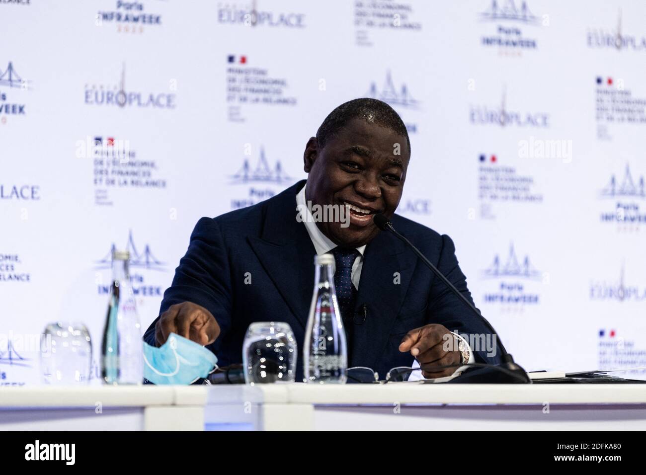 Ondongo hi-res stock photography and images - Alamy